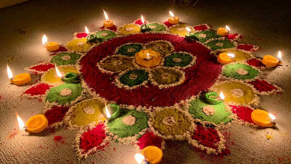 Diwali 2024 Rangoli Designs: Stunning Ideas to Brighten Up Your ...