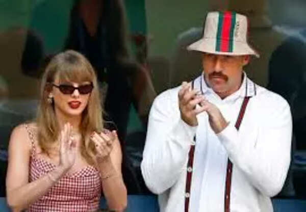 Taylor Swift's Stage Malfunction at New Orleans Concert Saved by Teamwork