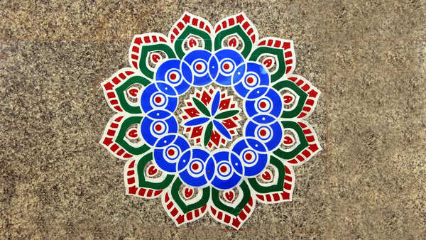 Best Rangoli Designs for Diwali 2024: Add a Touch of Tradition to Your ...