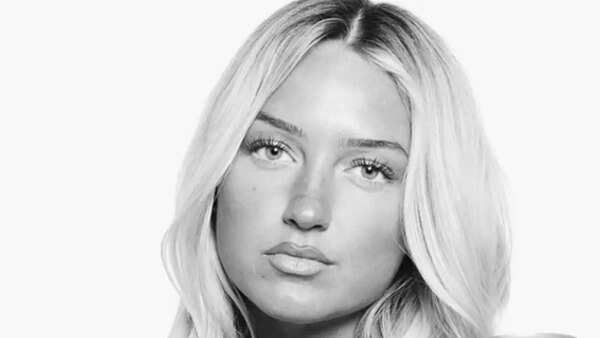 Who is Sydney Thomas and why is she trending? - Times of India