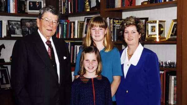 Meet the two daughters of Susie Wiles, Donald Trump's new chief of ...