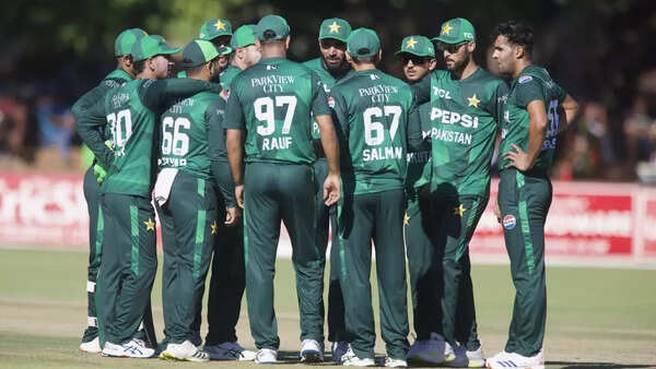 pakistan: Political turmoil, division in army ranks deepen the crisis ...