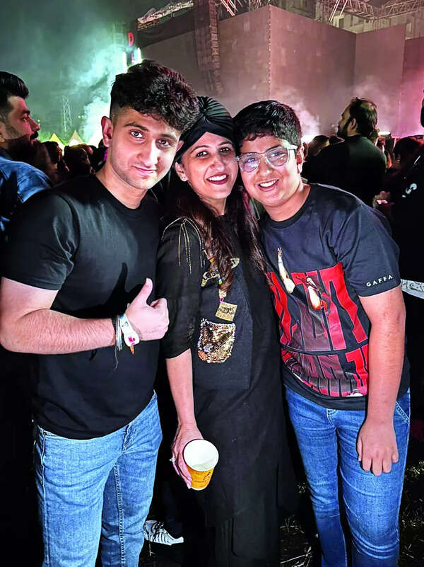 Diljit Dosanjh magic wins over Kolkata | Events Movie News - Times of India