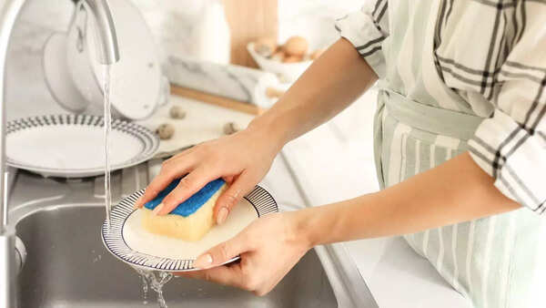 4 Ways to reuse lemon to clean greasy metal utensils - Times of India