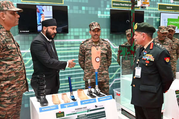 Son of Army veteran develops 'Phoenix foot' to help military heroes ...