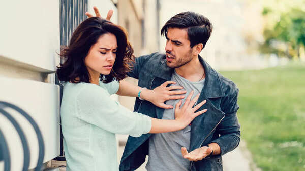 Reason behind women getting ‘the ick’ from men? | - The Times of India