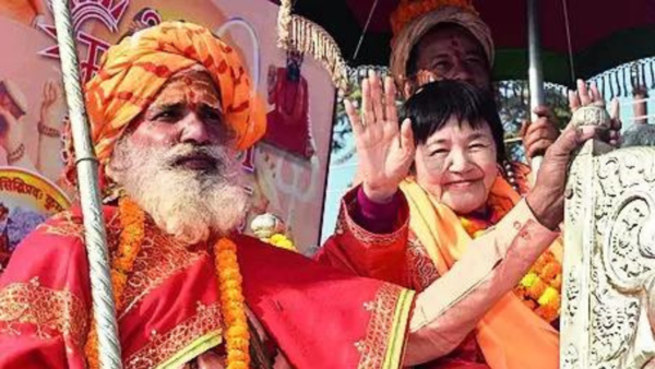 Swami Avdheshanand Giri calls Yogi Adityanath ‘Sun of Sanatan’, lauds ...