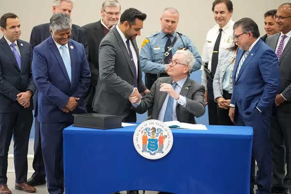 Indian Americans playing important role in re-election campaign of ...