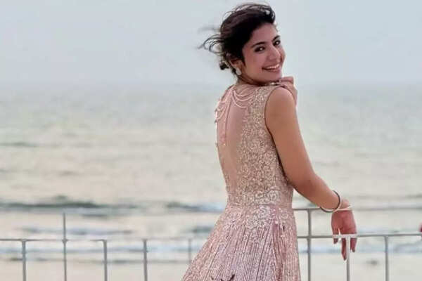 Who was Simran Singh, the instagrammer who died by suicide - Times of India