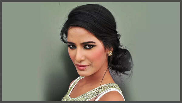 Poonam Pandey Photos | Poonam Pandey Images | Poonam Pandey Pictures ...