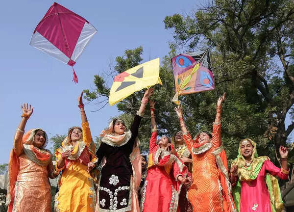 Lohri Special: Popular Punjabi Songs| Lohri Hit Songs | Jukebox Songs