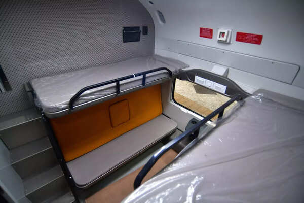 Vande Bharat Sleeper: Decked up with advanced features, what else ...