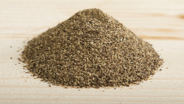 health benefits of black pepper: 6 healthy reasons to sprinkle pepper ...