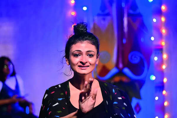 Toast of the town: Tanika Basu gets candid with Calcutta Times ...