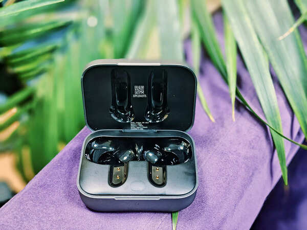 Boat Airdopes 800 HiDef earbuds review: Packs a punch - The Times of India