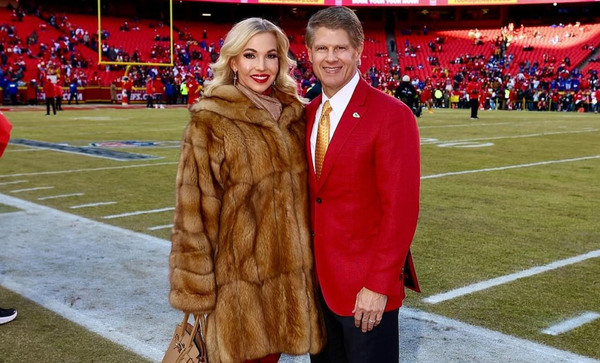 Tavia Hunt, Wife Of Chiefs Owner Pens Lengthy Note Addressing Team’s ...