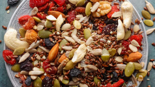 4 foods that cause cancer and 4 foods that can help prevent it - Times ...