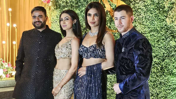 Priyanka Chopra and Nick Jonas attend Siddharth Chopra's Sangeet ceremony in stunning couture ...