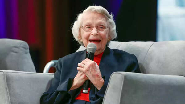 Virginia McCaskey passes away at 102; All about the ‘faith, family, and ...