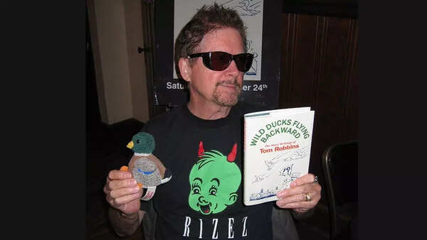 Bestselling comic novelist Tom Robbins dies at 92 - The Times of India