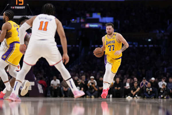 New York Knicks vs Los Angeles Lakers (03/06): Box score, player stats, game summary, and more ...