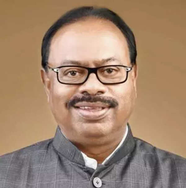 Drone footage shows dramatic Ohio train explosion