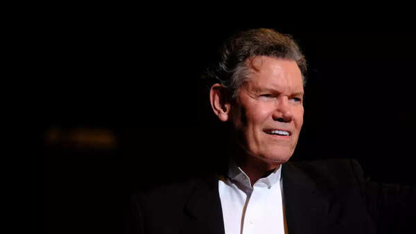 Randy Travis makes a rare appearance: Know more about the country ...