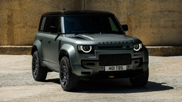 New Defender Octa launched in India at Rs 2.59 crores: Most powerful ...