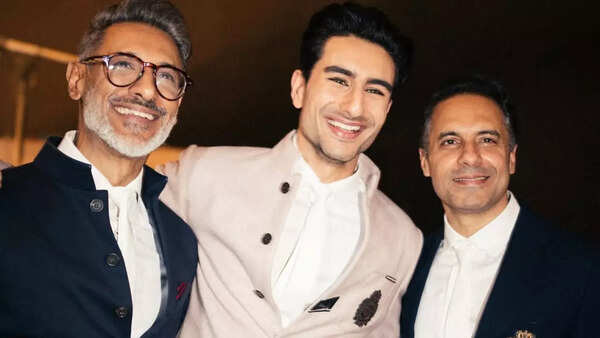 Ibrahim Ali Khan's Nawabi style on the ramp is quite a hit! - The Times ...