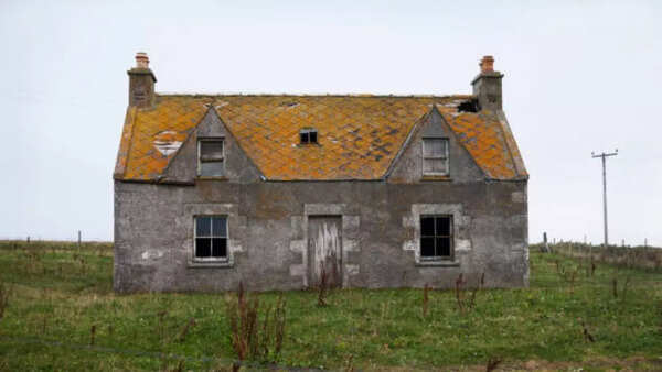 Couple gets a letter revealing a haunting secret about their 130-year ...