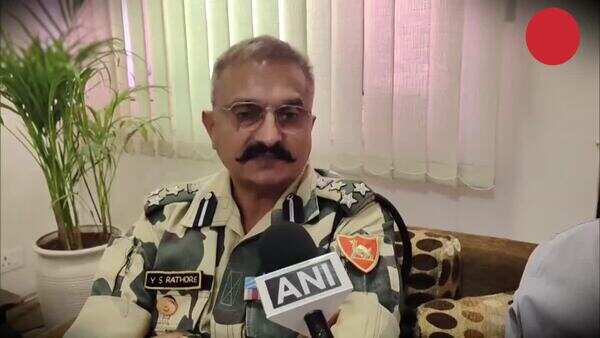 Modi Bunkers at LoC Get Ready as Pakistan Violates Ceasefire | Bigger ...