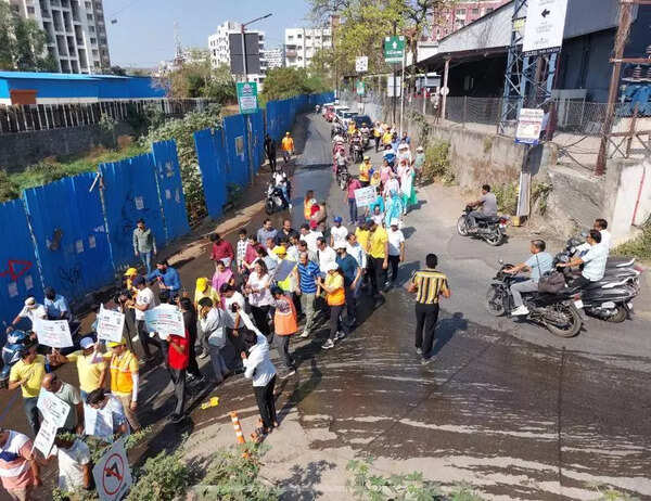 Modi Bunkers at LoC Get Ready as Pakistan Violates Ceasefire | Bigger ...