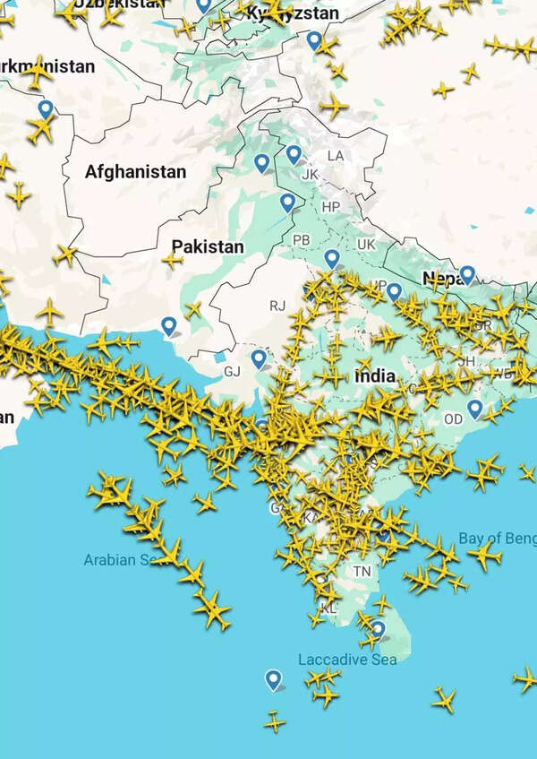 Pakistan airspace closure: Mumbai and Ahmedabad air traffic control ...