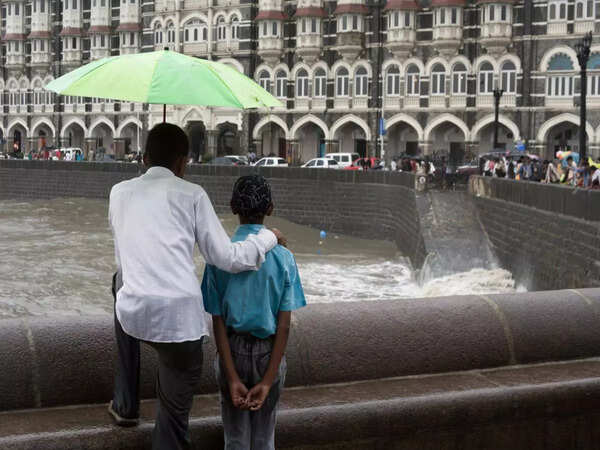 Maharashtra rain alert: IMD issues alerts as the state braces for monsoon spell - Times of India