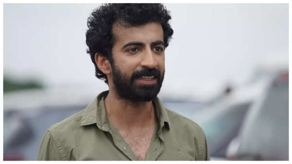 Kankhajura Trailer: Roshan Mathew, Mohit Raina and Sarah Jane Dias ...