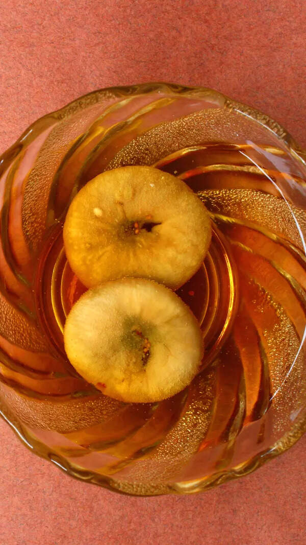 Why seeing a Neelkanth bird on Dussehra is considered auspicious?