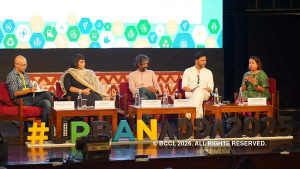 Art Adda lights up Delhi with storytelling at Stein Auditorium | Hindi ...