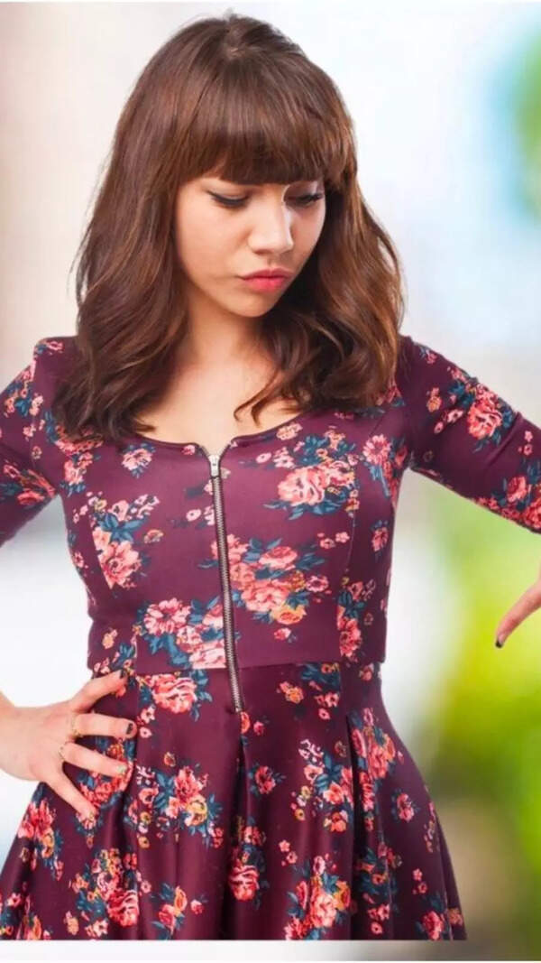 Donald Trump launches made in America smartphone, Trump T1 Mobile: Here ...