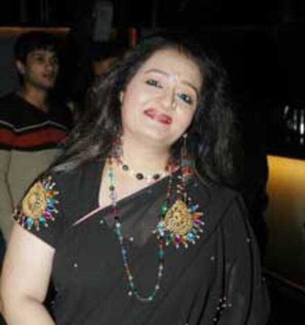 Apara Mehta and daughter act together | undefined News - Times of India