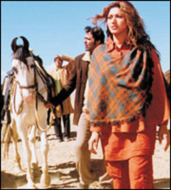 Kaafila | undefined Movie News - Times of India