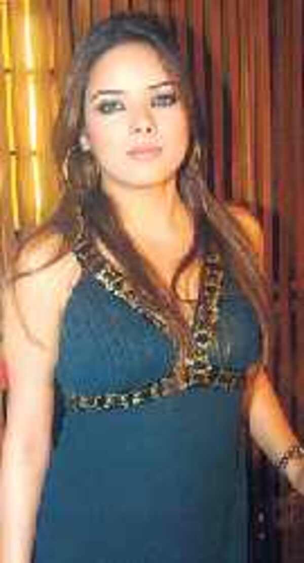 Udita to kiss or not | Hindi Movie News - Times of India