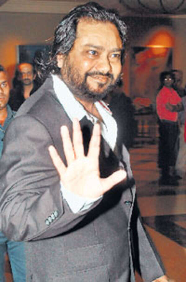 Ismail sings | Hindi Movie News - Times of India