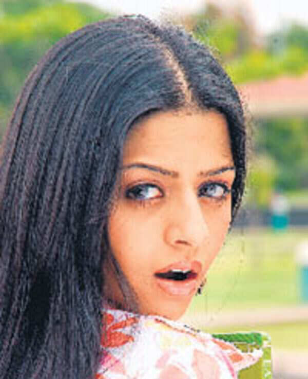 Dancing's her forte | Hindi Movie News - Times of India