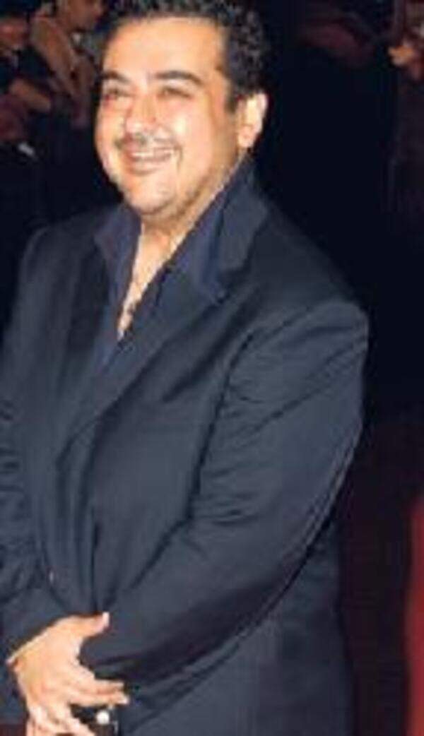 Adnan the new compere | Hindi Movie News - Times of India