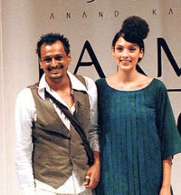 Anand Kabra's show at LFW - Times of India
