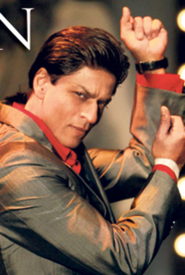 SRK is hit with his six pack - Times of India