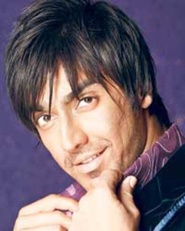 Aashish hattrick with DutT | Hindi Movie News - Times of India