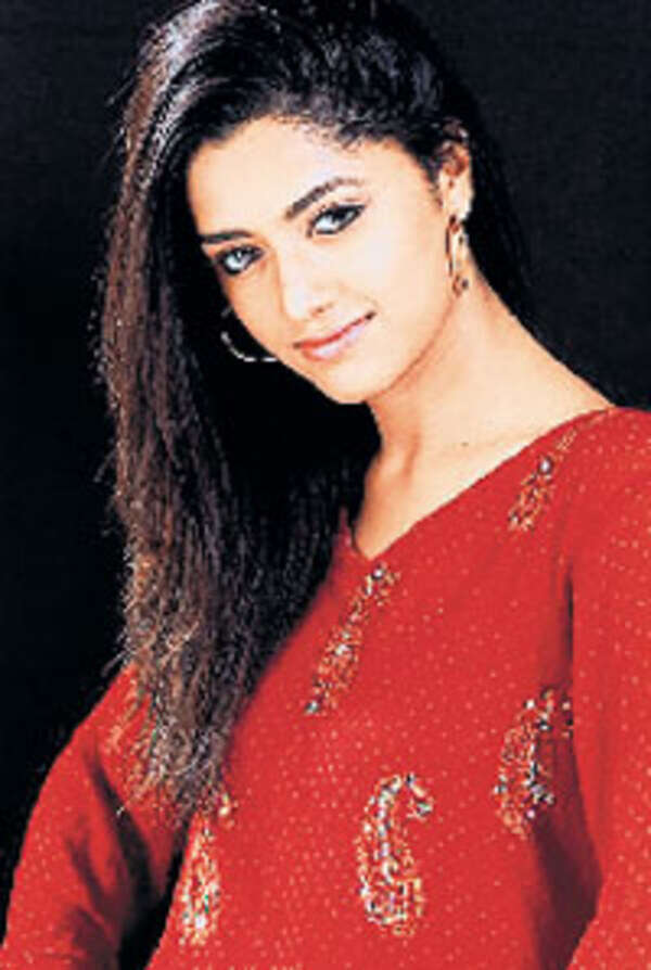 Mamtha celebrates her b'day | Hindi Movie News - Times of India