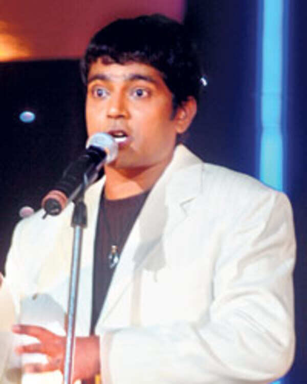 Navin's new 'pehchaan' - Times of India