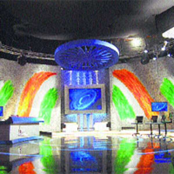 Lead India moves to TV | India News - Times of India